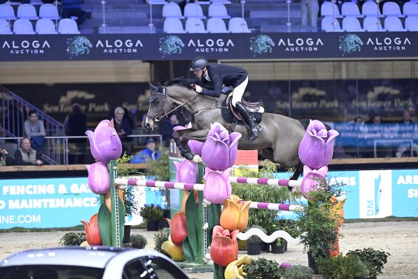 Pieter Devos and Karamba de Poteau Z triumph in the CSI2* GP of Lummen